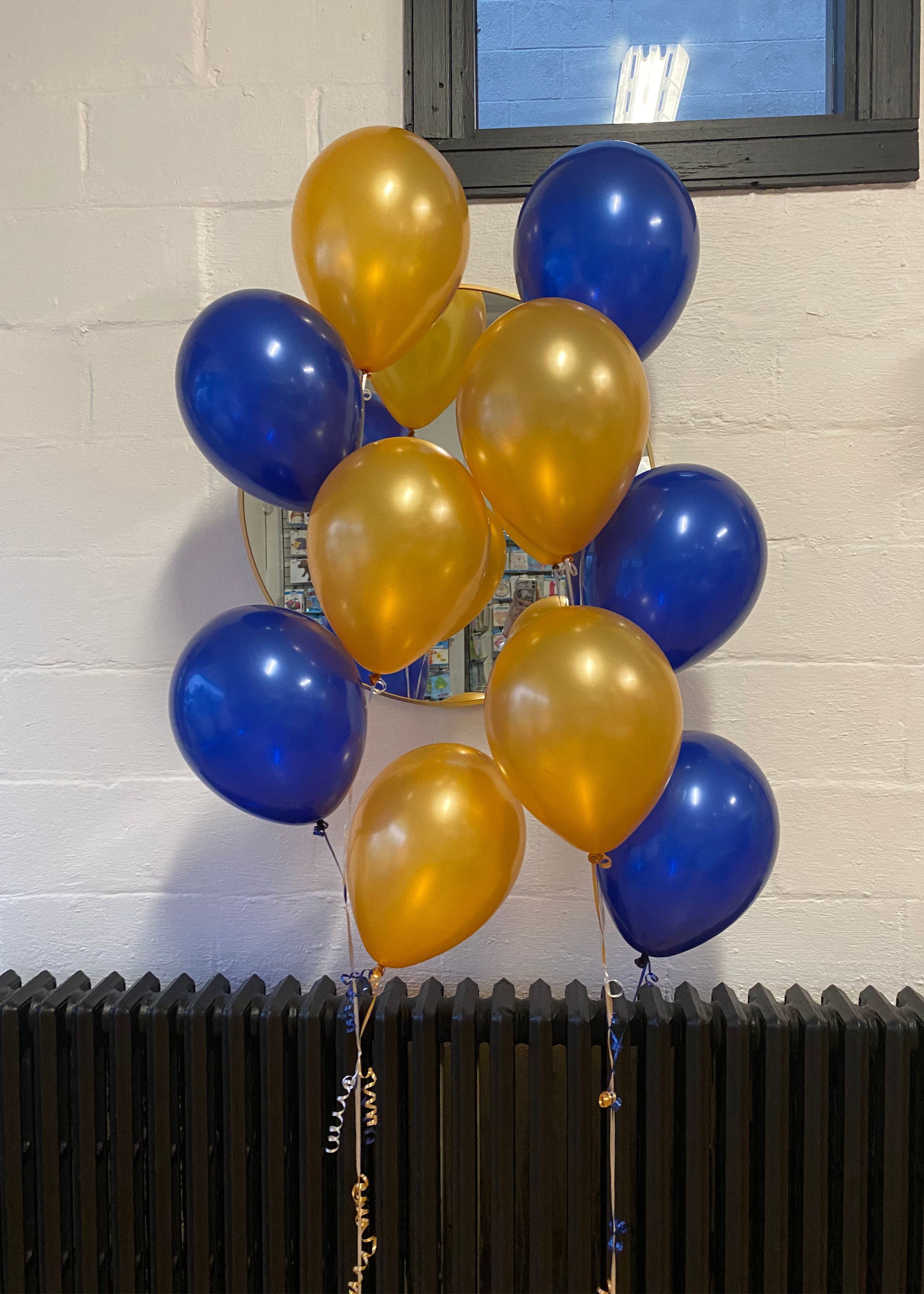 Standard Balloon Bouquets of 5 – Vancouver Balloons