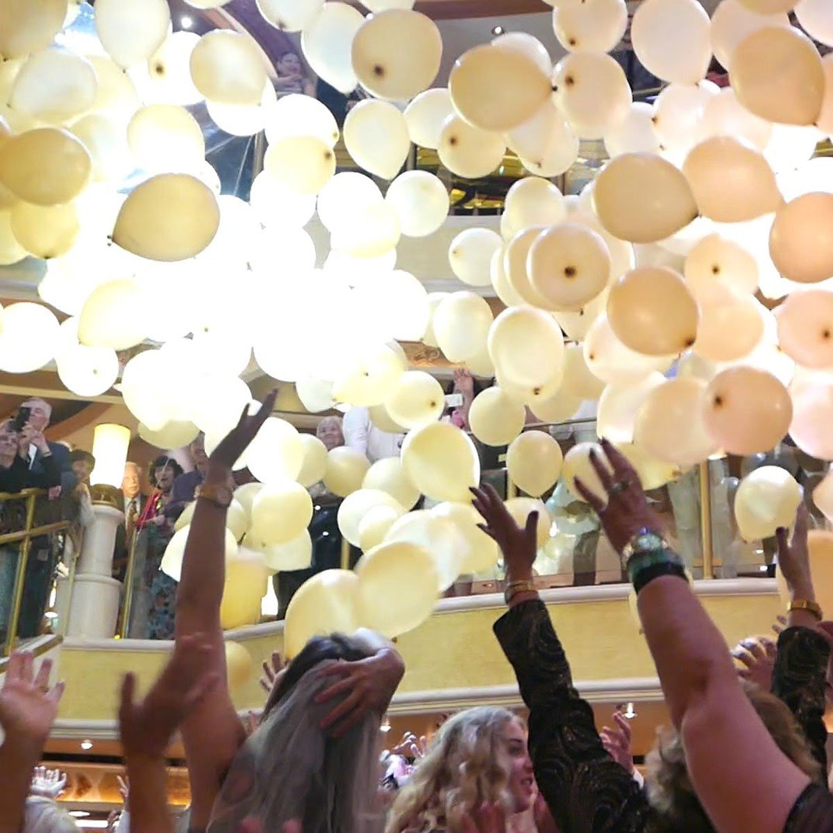 100 Balloon Drop | Vancouver Balloons